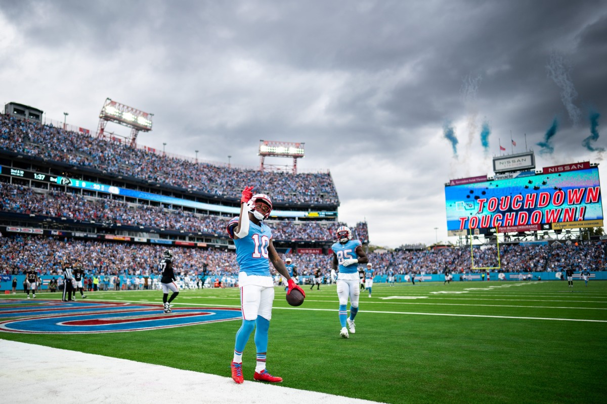 PHOTO GALLERY: Best Photos From Tennessee Titans' 28-23 Win Over ...