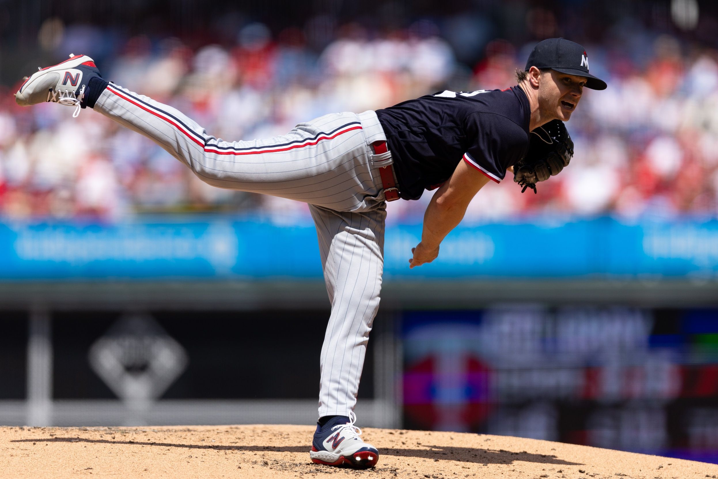 Minnesota Twins' Ace Named Finalist For Cy Young Award - Fastball
