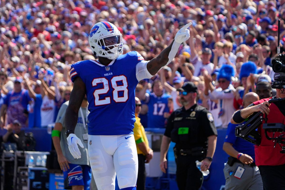 Buffalo Bills' Mitch Morse Praises RB Latavius Murray's Leadership ...