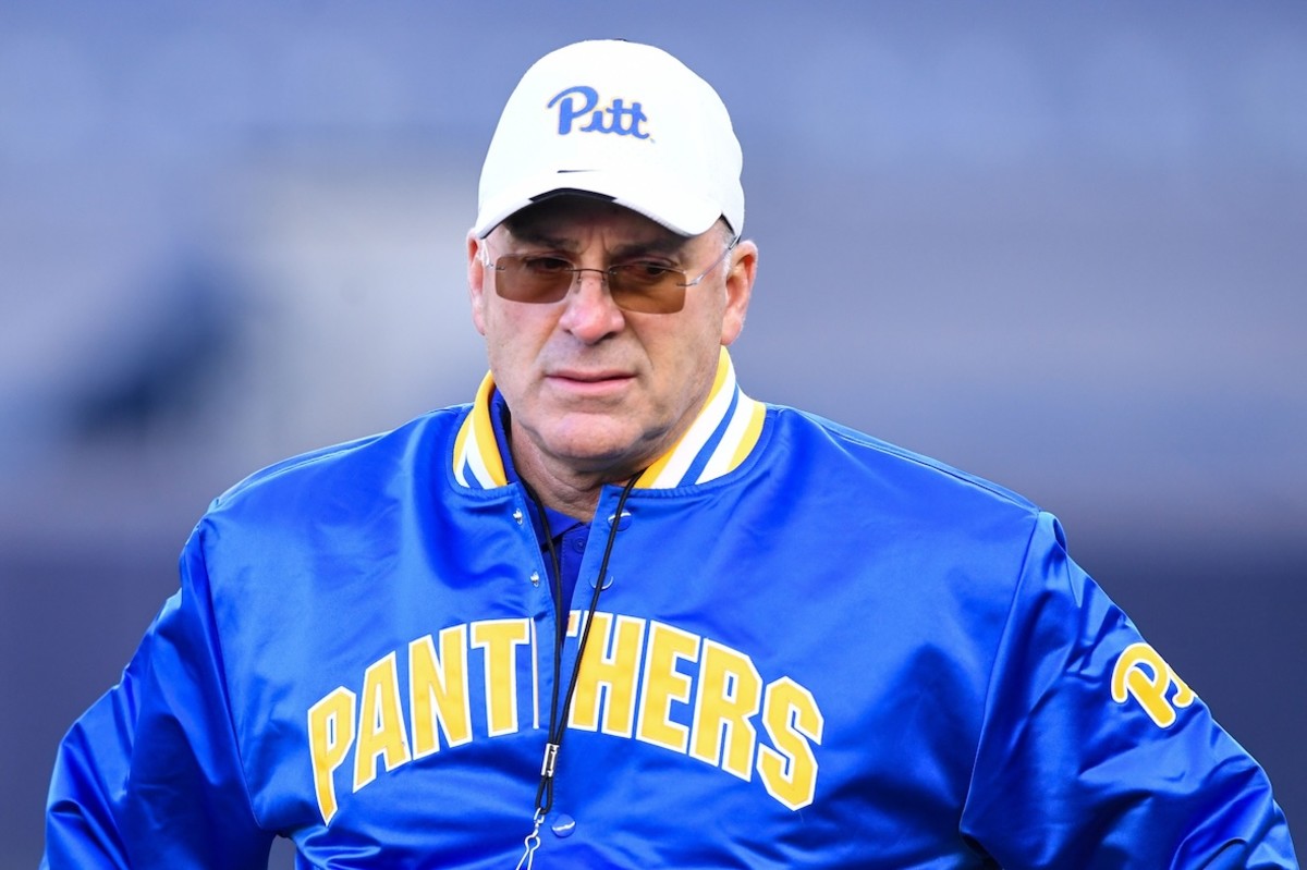 Pitt Panthers Keep Digging for Newer Lows - Sports Illustrated ...