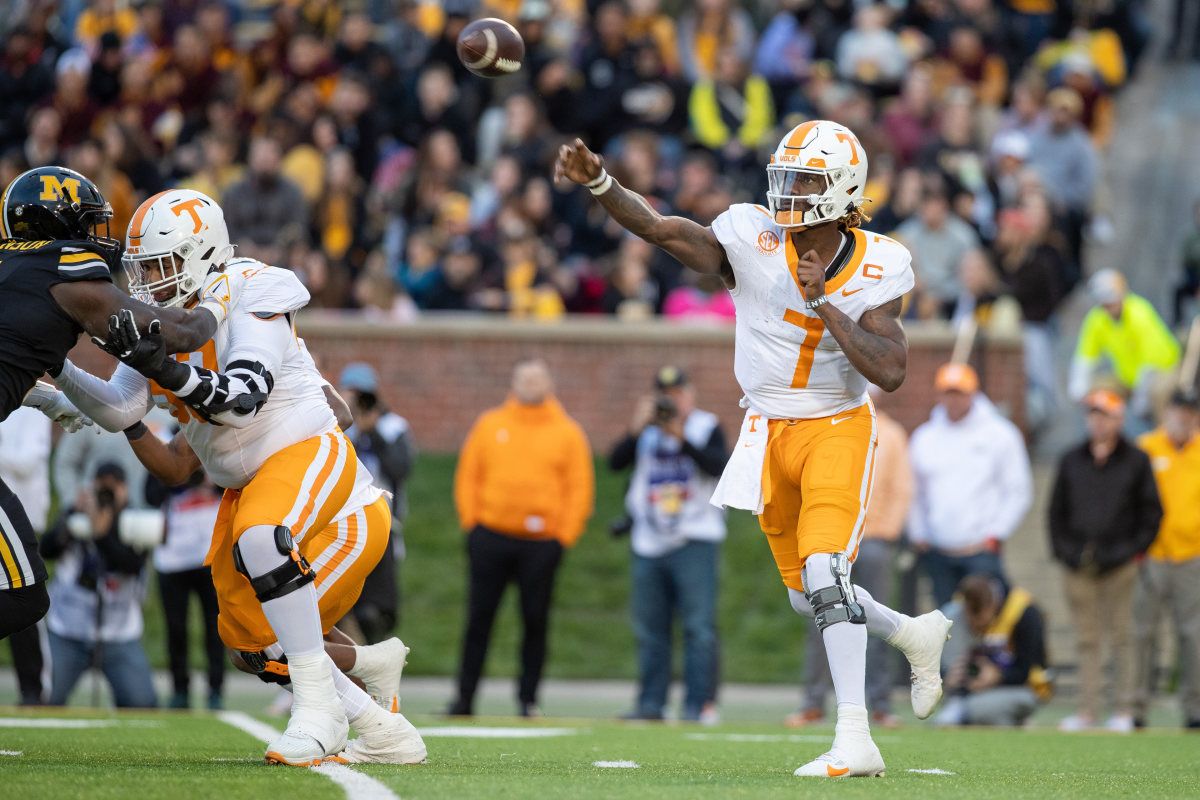 Tennessee Football's Early Betting Line vs. Georgia Bulldogs - Sports ...