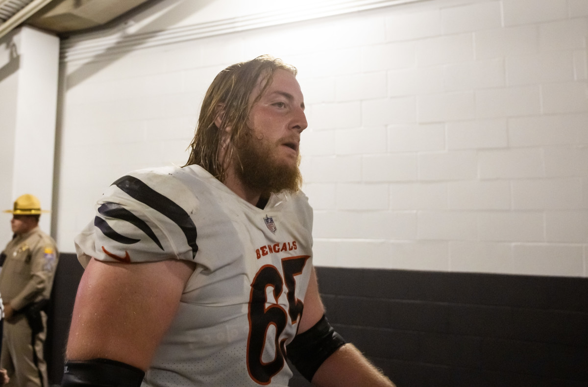 Cincinnati Bengals Offensive Guard Alex Cappa Posts Rough Outing ...