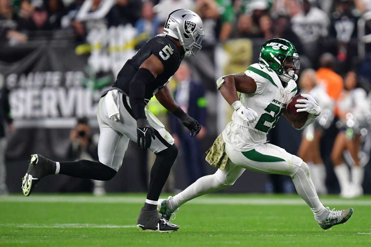 Las Vegas Raiders' LB Divine Deablo's return vital against Miami ...