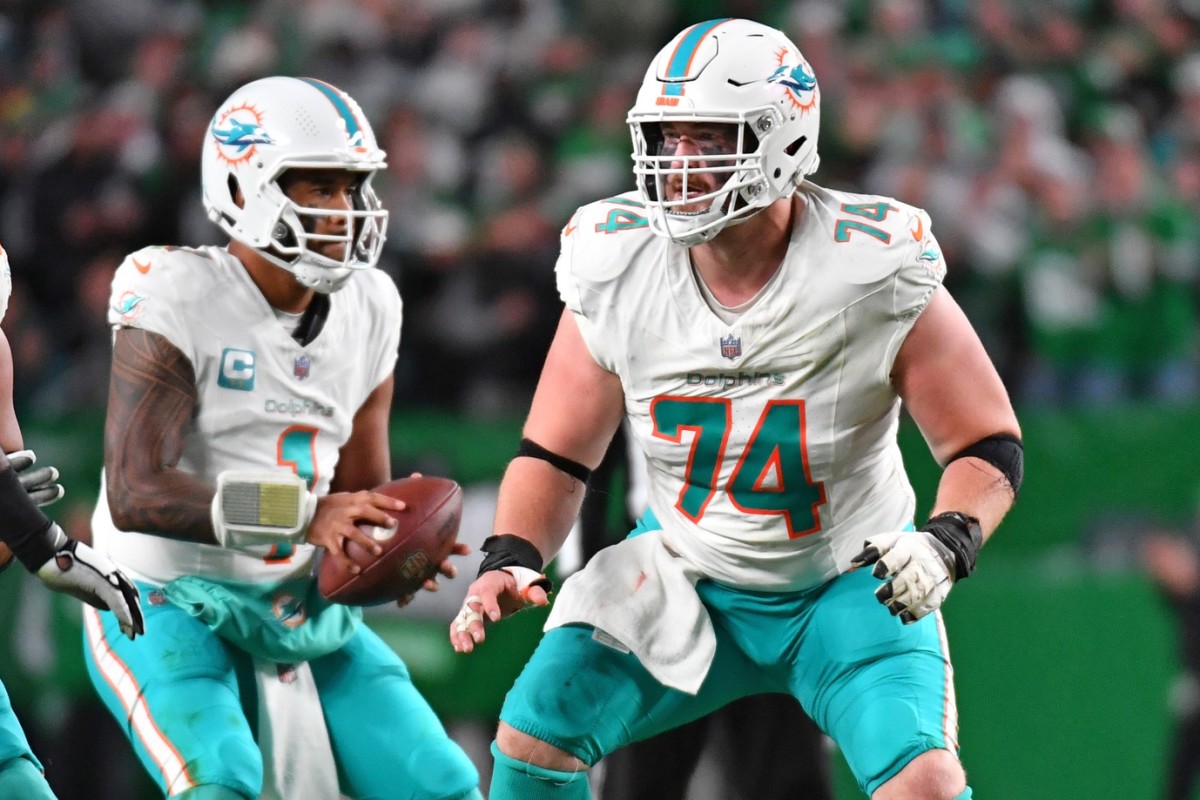 Miami Dolphins offensive lineman Liam Eichenberg getting another shot at another position ...