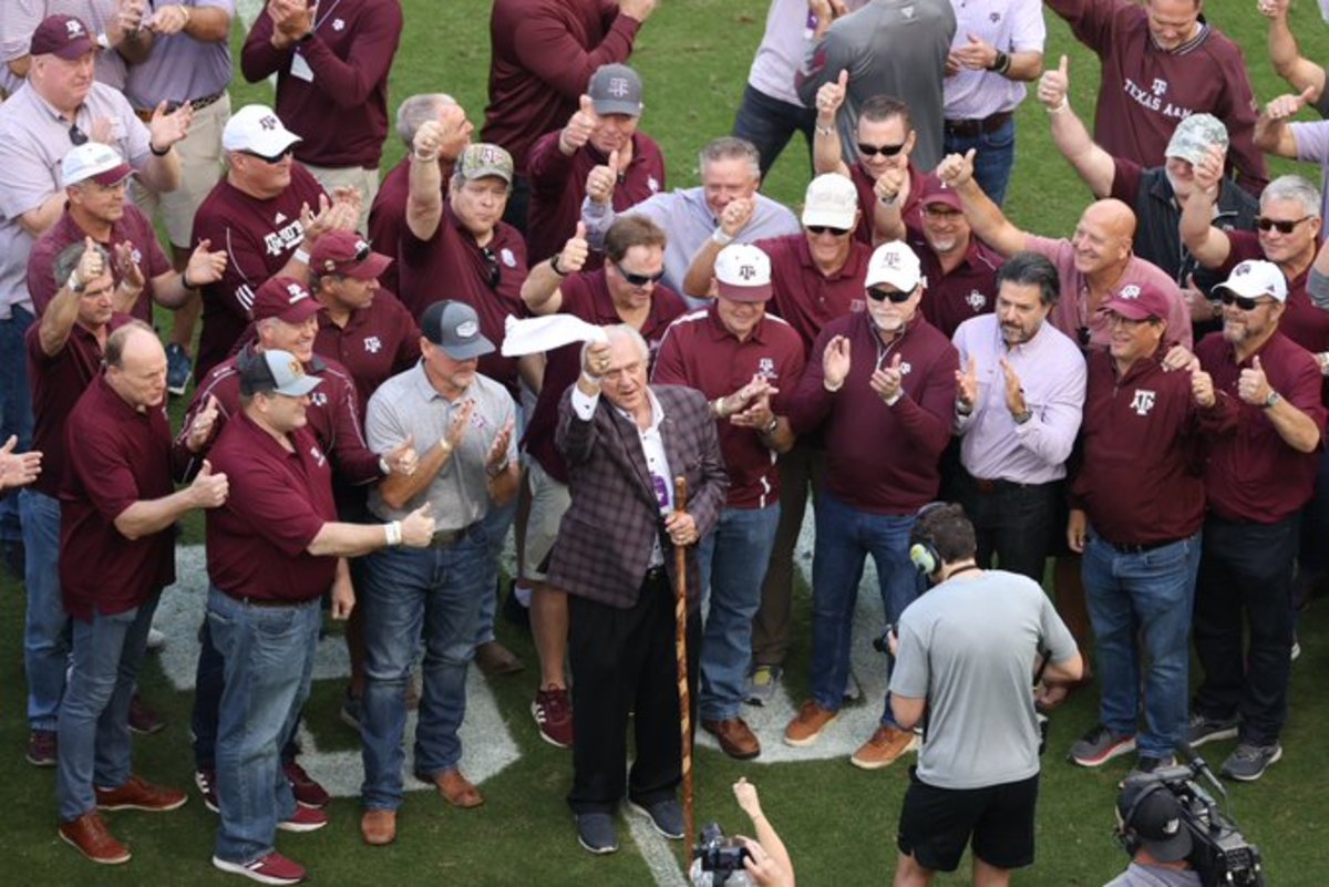 Senior Texas A&M Aggies Reminisce On Time At Kyle Field In Win Over ACU ...