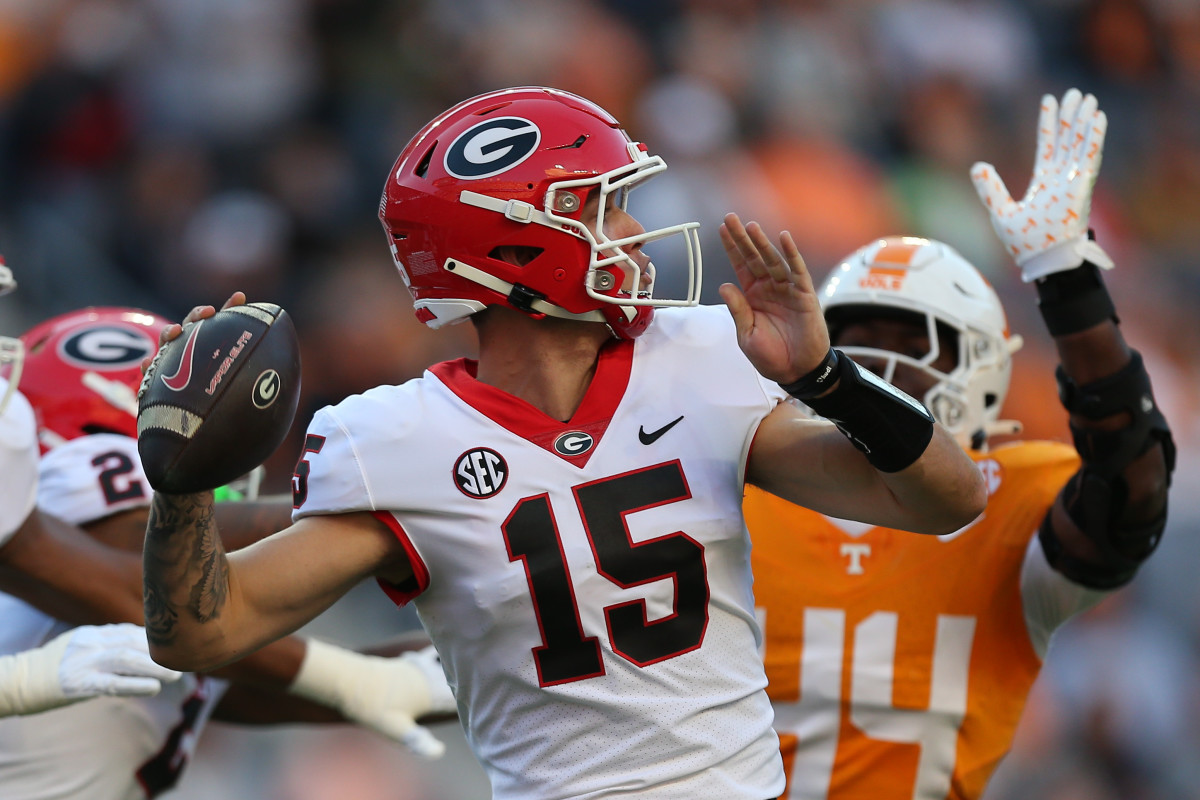 Georgia Bulldogs Destroy Tennessee Football - Sports Illustrated ...