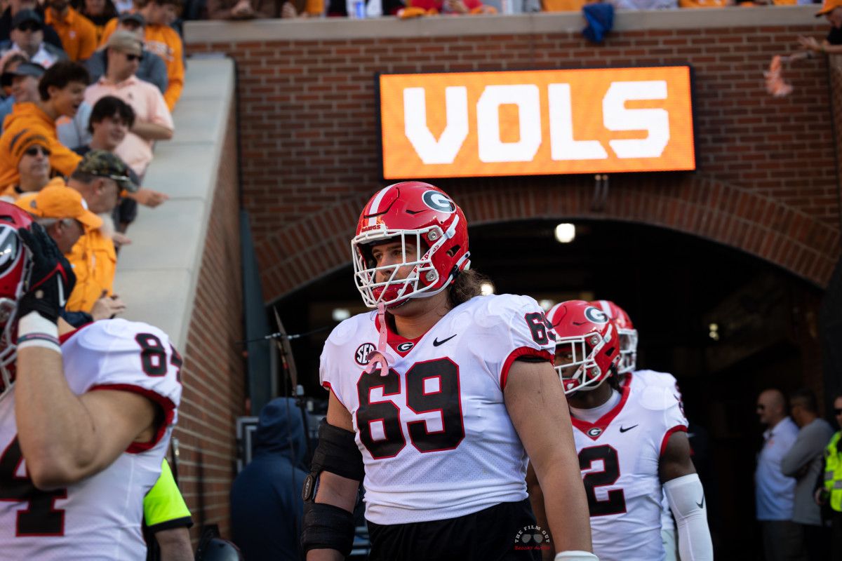 Georgia Football Photos From Bulldogs Beating Tennessee - Sports ...