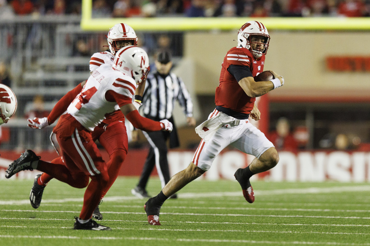 Carriker Gut Reaction: Frustration for Huskers in Madison - All Huskers
