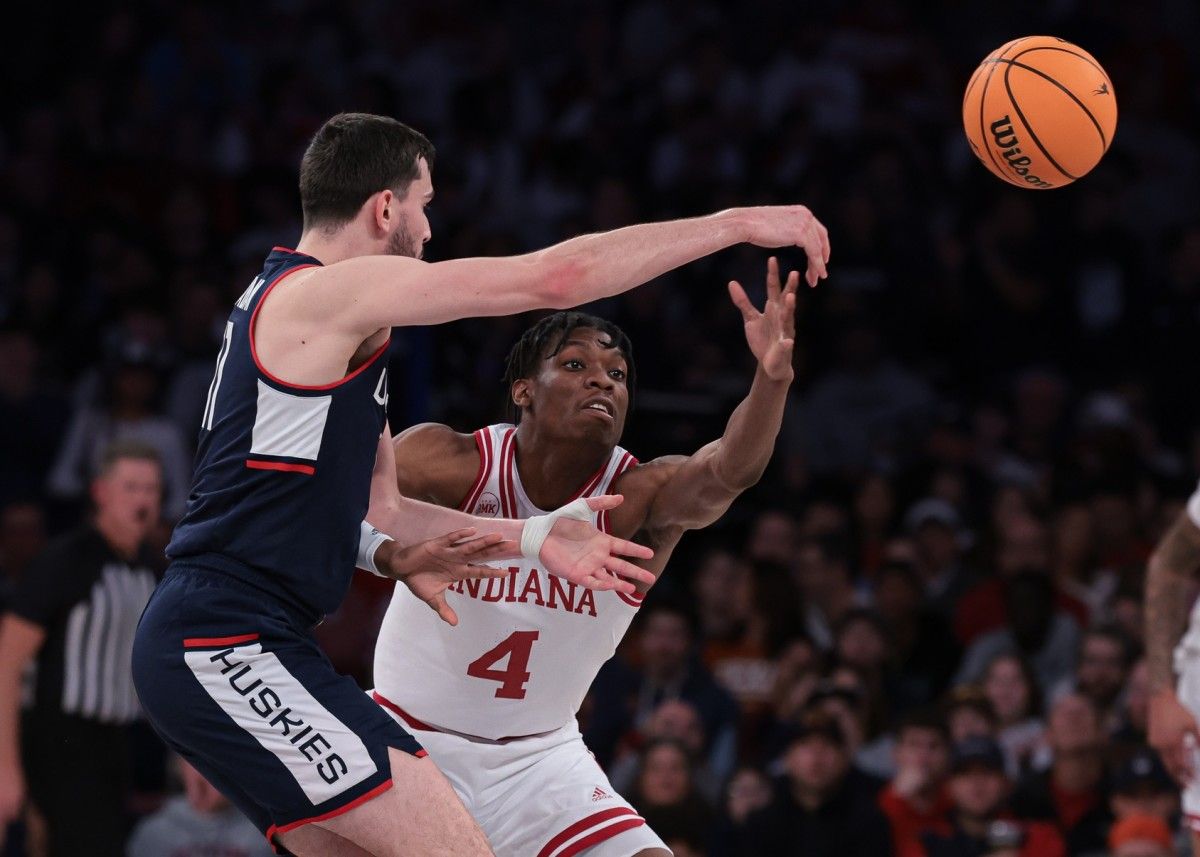 Photo Gallert: Best Pictures From Indiana's Loss to UConn on Sunday ...