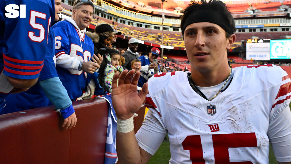 Tommy DeVito Throws Three Touchdowns, Leads Giants over Commanders ...