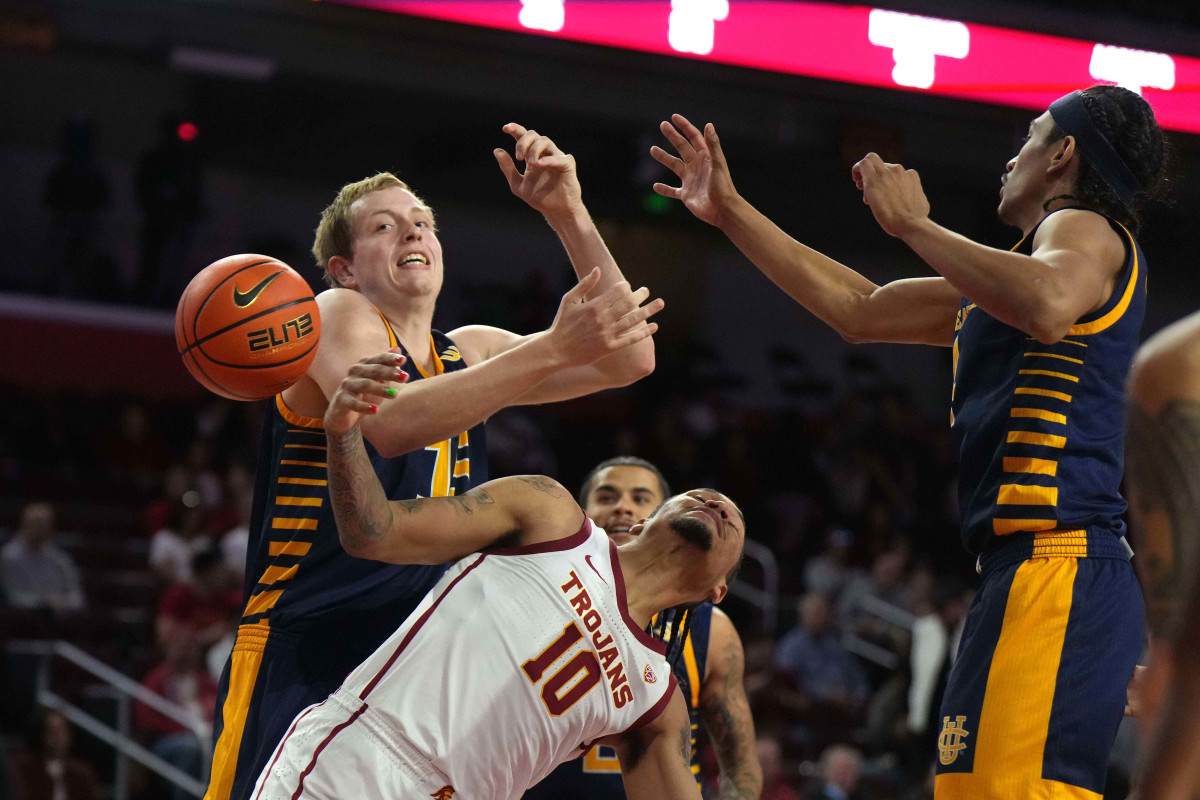 USC Basketball: Irvine's Surprise Win Over Trojans Was 2 Years In The ...