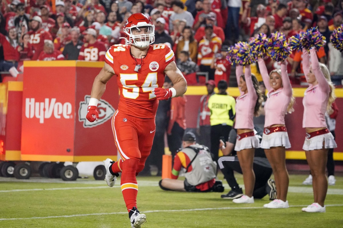 Las Vegas Raiders face breakout Kansas City Chiefs LB Leo Chenal ...