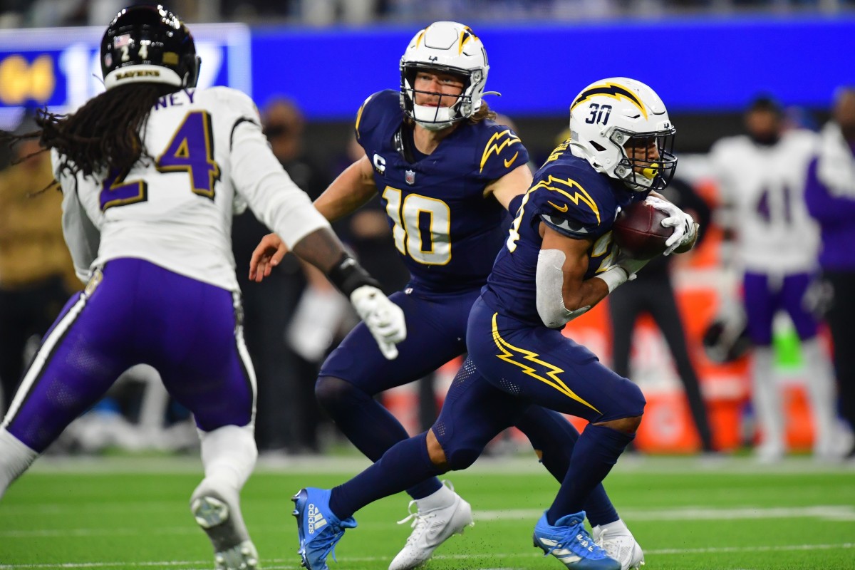 Chargers News: Los Angeles RB Bemoans Second Straight Game With Fumble ...