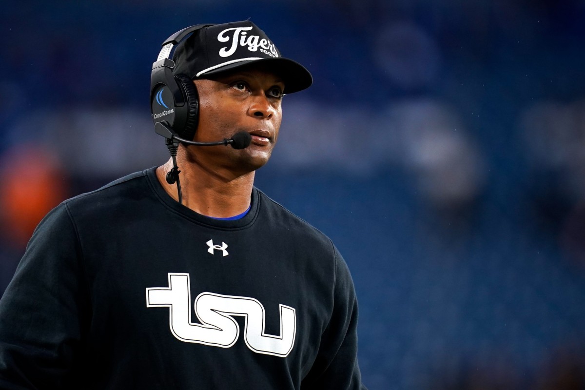 Former Houston Oilers Teammates And Stars Are Head Football Coaches In ...