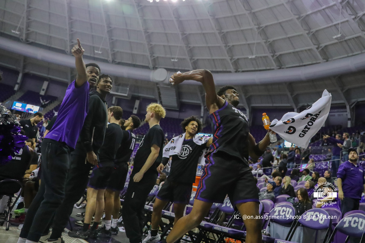 WATCH! Ep. 3 - Killer Frogs Men's Basketball Frog Fever Podcast ...