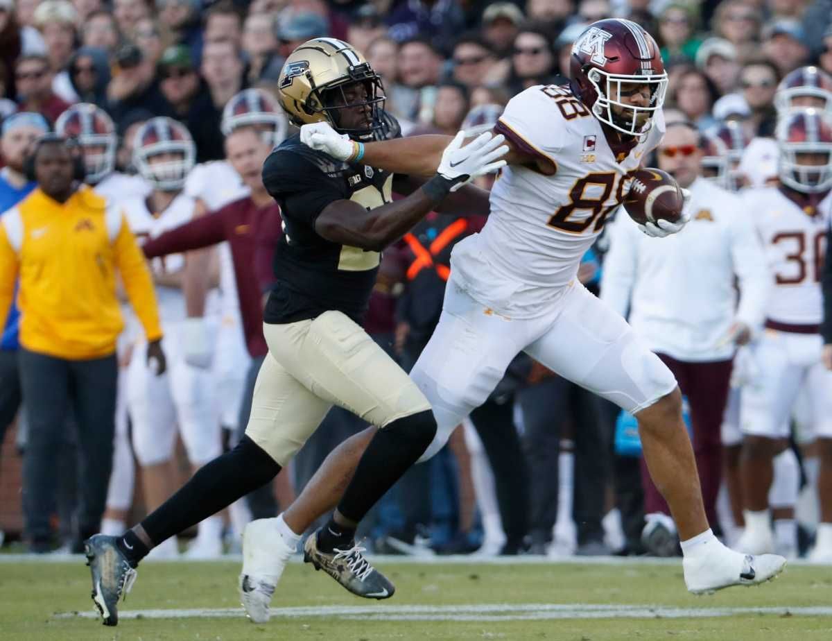 Tyler Nubin, Brevyn Spann-Ford invited to Senior Bowl - Sports ...