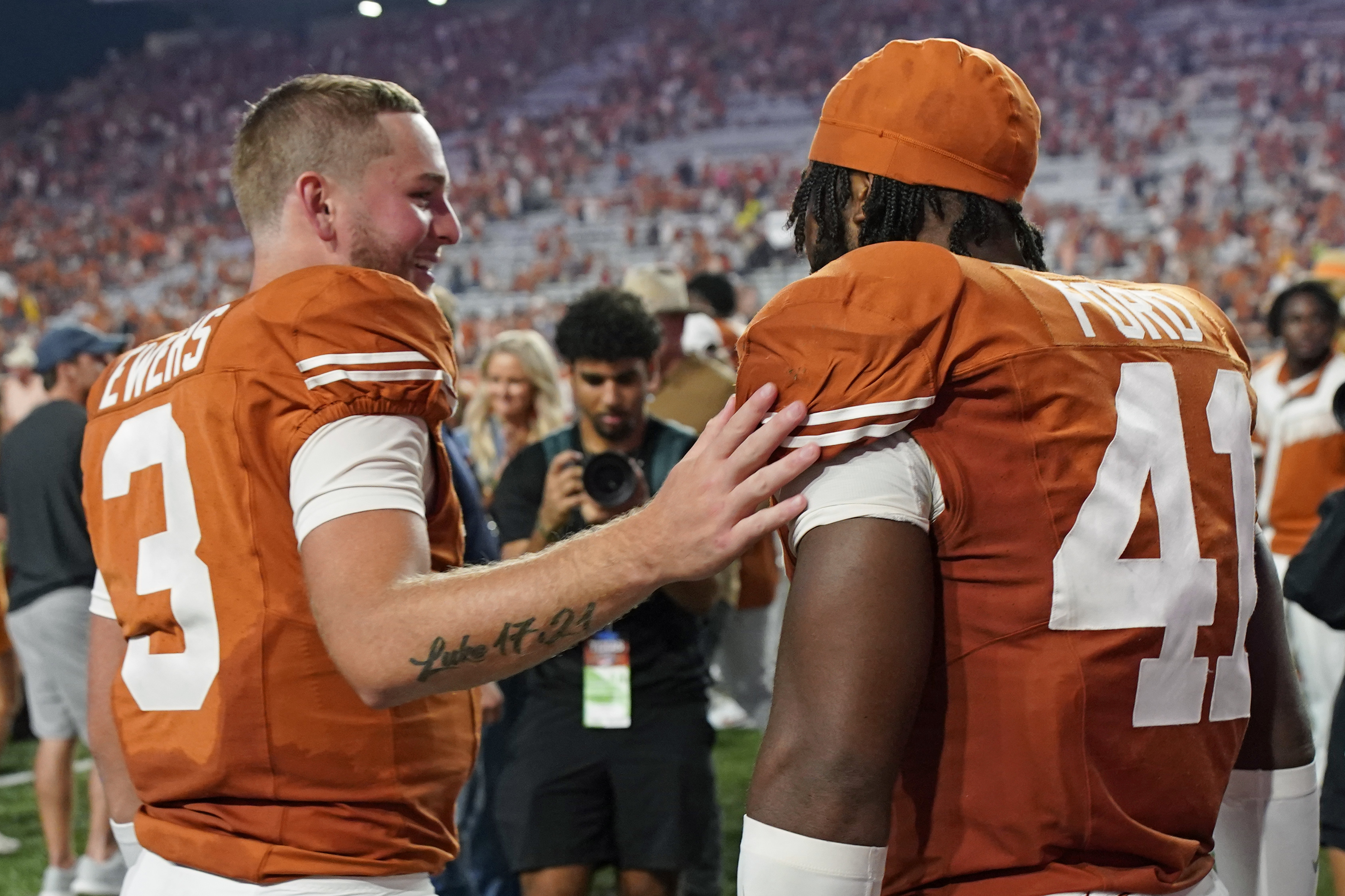 Texas Longhorns Earn No. 3 Seed in College Football Playoff, Quinn ...