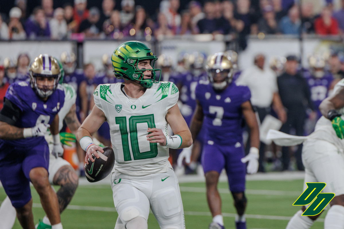 Oregon Football: Dan Lanning Announces Oregon Ducks QB Bo Nix Will Play in Fiesta Bowl - Sports ...