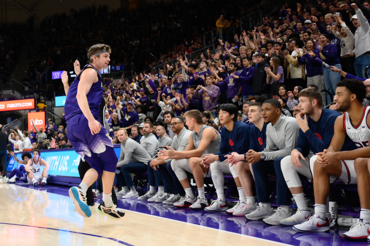Gonzaga's Pac-12 win streak ends with loss to Washington (photo gallery ...