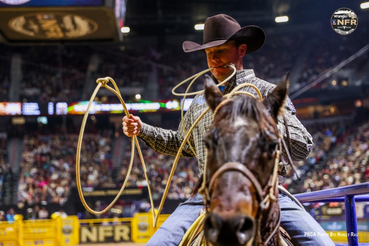 Caleb Smidt Wins Round 2 of 2023 Wrangler National Finals Rodeo ...