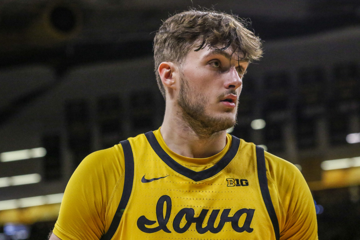 Hawkeyes Hammer Florida A&M - Sports Illustrated Iowa Hawkeyes News ...