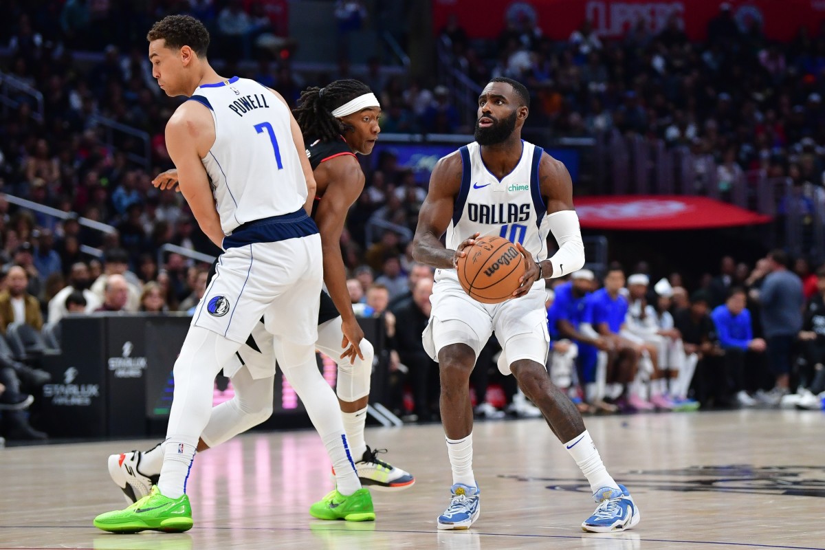 Dallas Mavs' Team Effort Rewarded with Road Win vs. Philadelphia 76ers ...