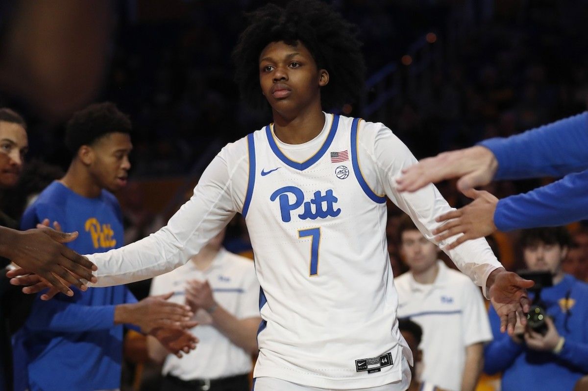 Pitt Panthers PG Named Top 10 Freshman in College Basketball - Sports ...