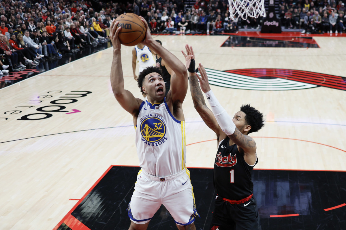 Former Indiana Star Trayce Jackson-Davis Gives Warriors Huge Lift in Win Over Blazers - Sports ...