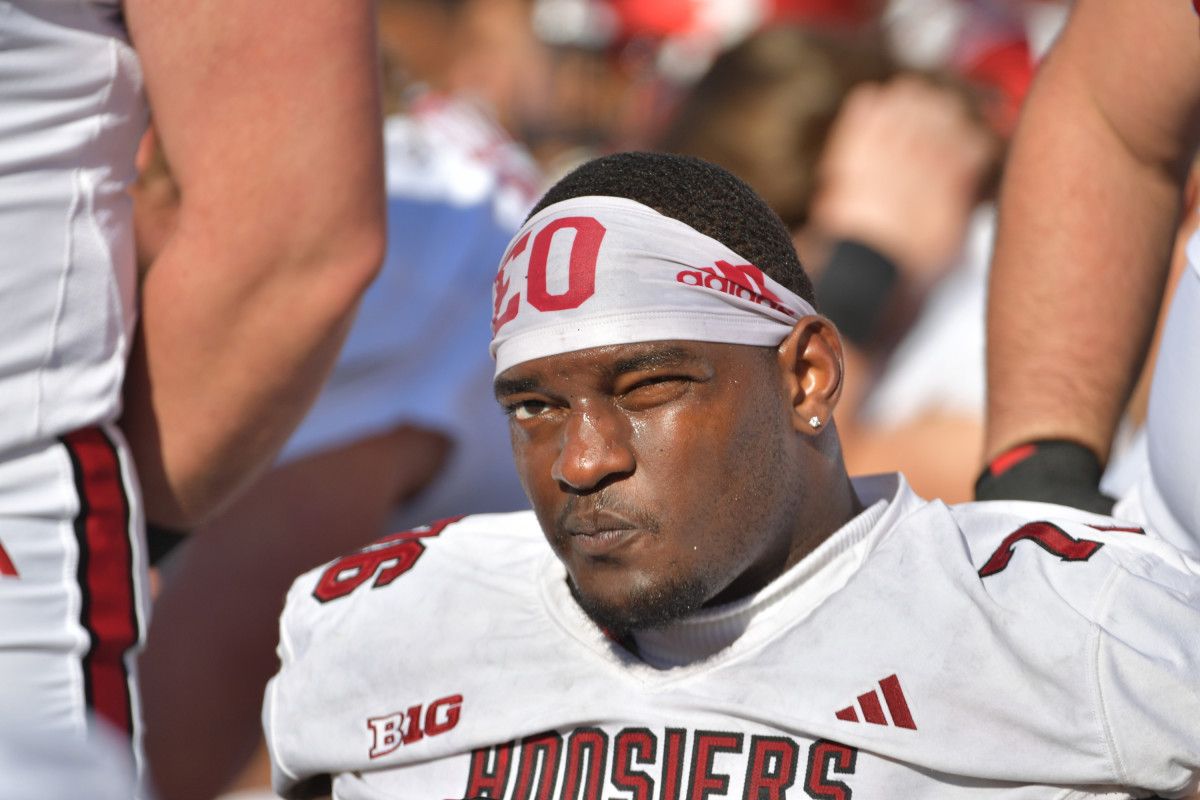 Colorado transfer Matthew Bedford flips to Oregon - Sports Illustrated ...