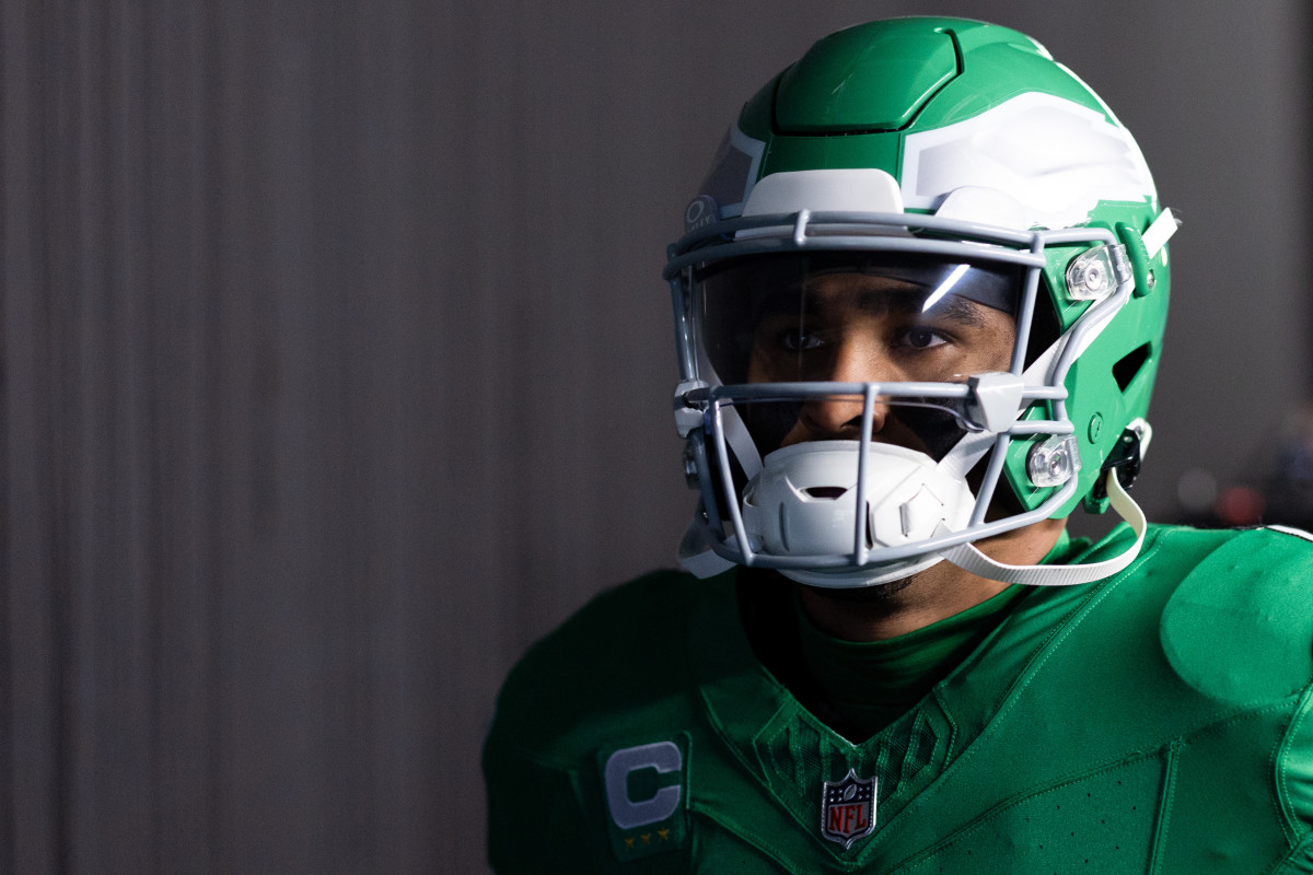 Philadelphia Eagles' Jalen Hurts Can Set NFL Record in Week 16 vs. New ...