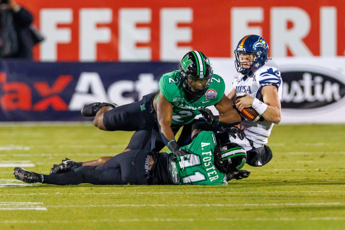 Pinging The Portal: Cincinnati Football Offers Marshall OLB Elijah ...
