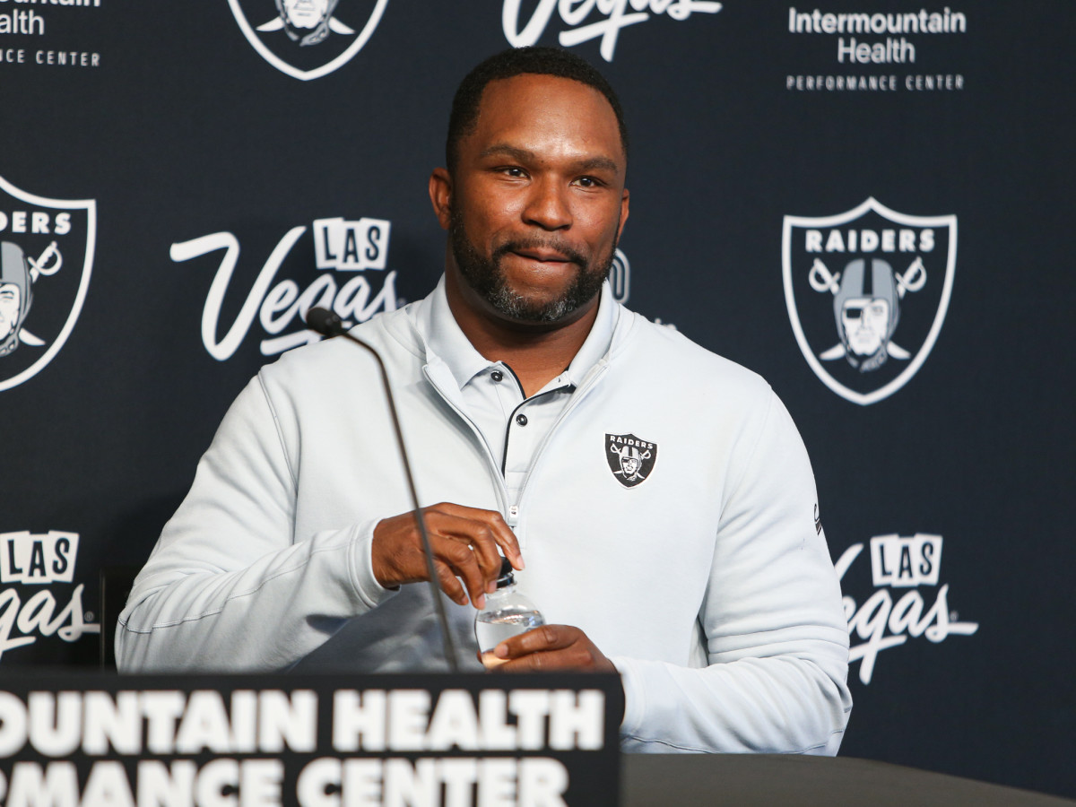 Kelly is ready to lead the Las Vegas Raiders back to being CHAMPs ...