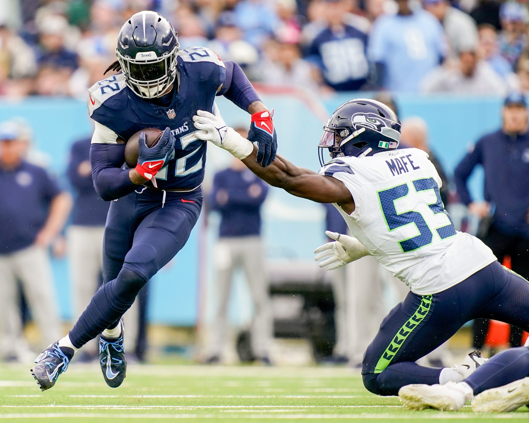 Tennessee Titans Keys To Victory in Week 17 Matchup with Houston Texans ...