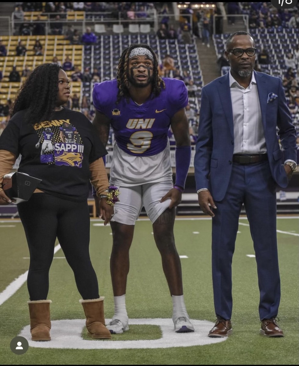 Father of Packers Rookie, Former Vikings DB Benny Sapp, Filled With ...