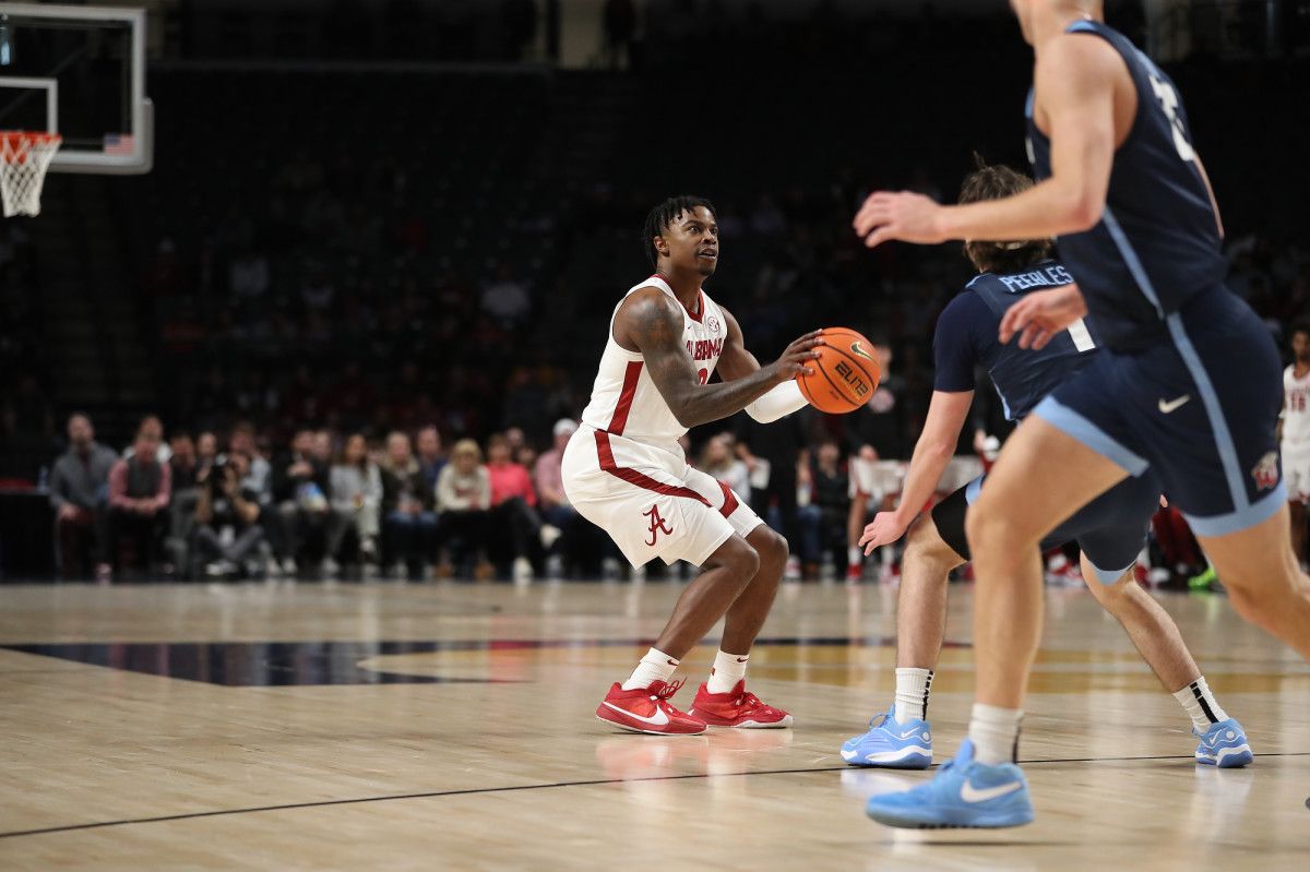 Good Things Happen When Latrell Wrightsell Jr. Doesn't Pass Up 3 ...
