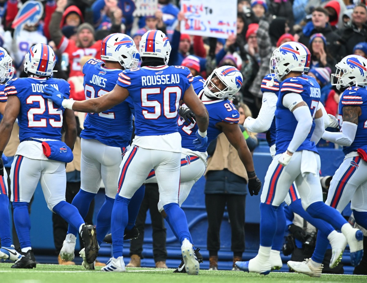 Buffalo Bills Take 20-14 Lead to Halftime After Turnovers Run Rampant ...