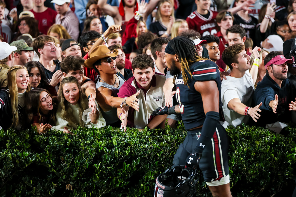 Debo Williams Looking to Start The Offseason Strong For South Carolina ...