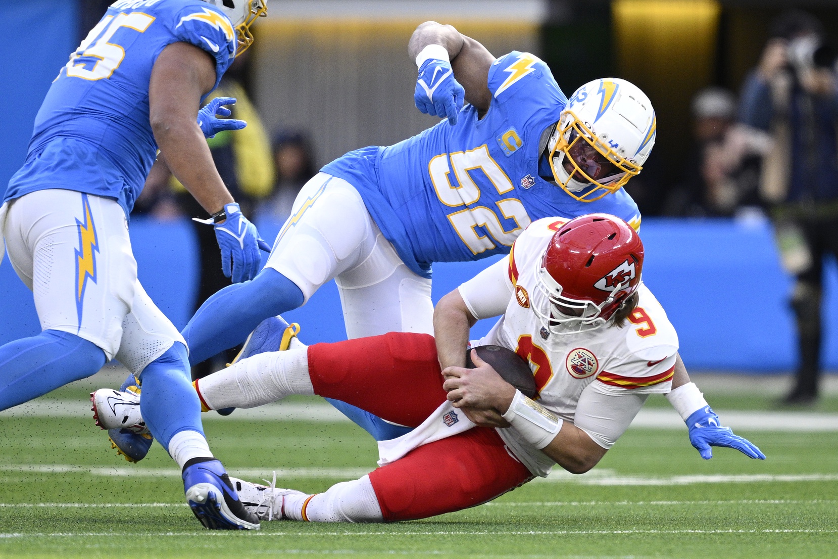 Chargers News: Khalil Mack Has Achieved a Huge NFL Record - Sports ...