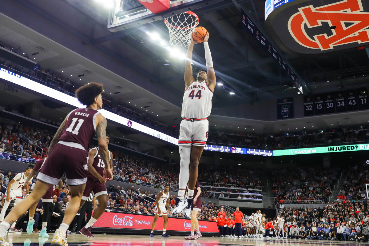 GALLERY: Photos from Auburn basketball's 66-55 win over Texas A&M ...