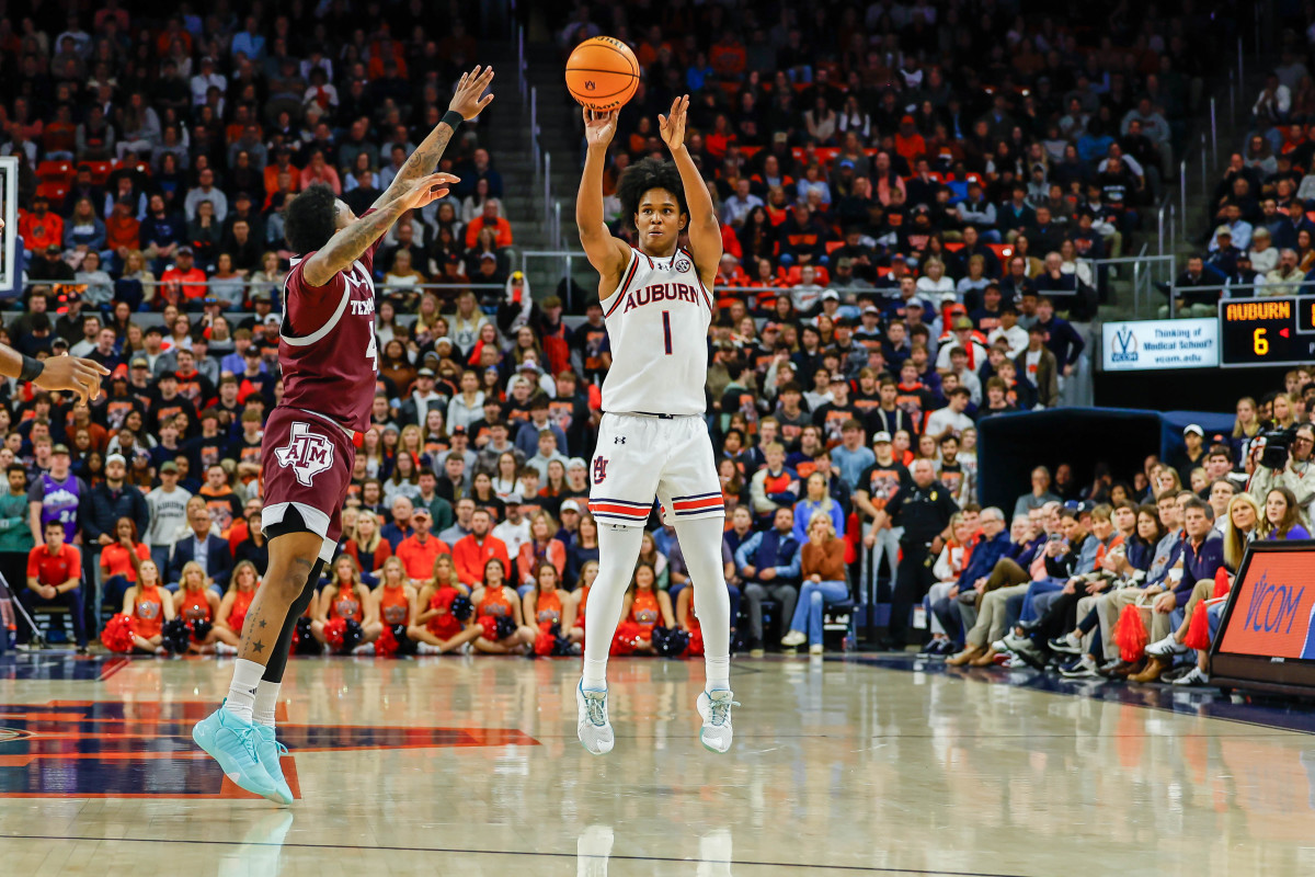 GALLERY: Photos from Auburn basketball's 66-55 win over Texas A&M ...