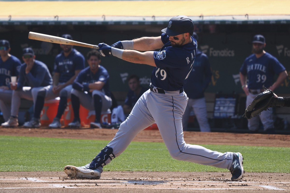 Seattle Mariners' Catcher Gets Absolutely Hosed in MLB Network Top 10 ...