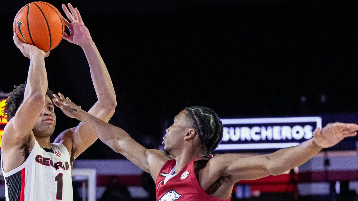 Razorbacks lack consistent offense, Georgia does just enough - Sports ...