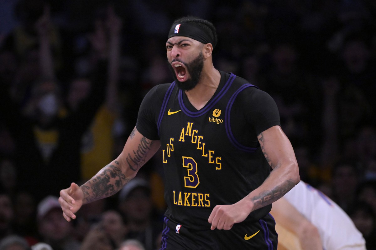Anthony Davis Made NBA History In Mavs-Lakers Game - Fastbreak on FanNation