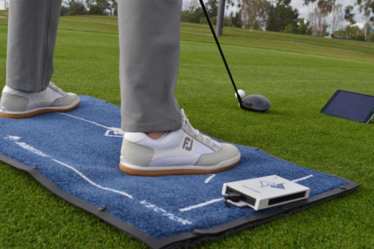 High-tech gear helps golfers get grounded - Sports Illustrated
