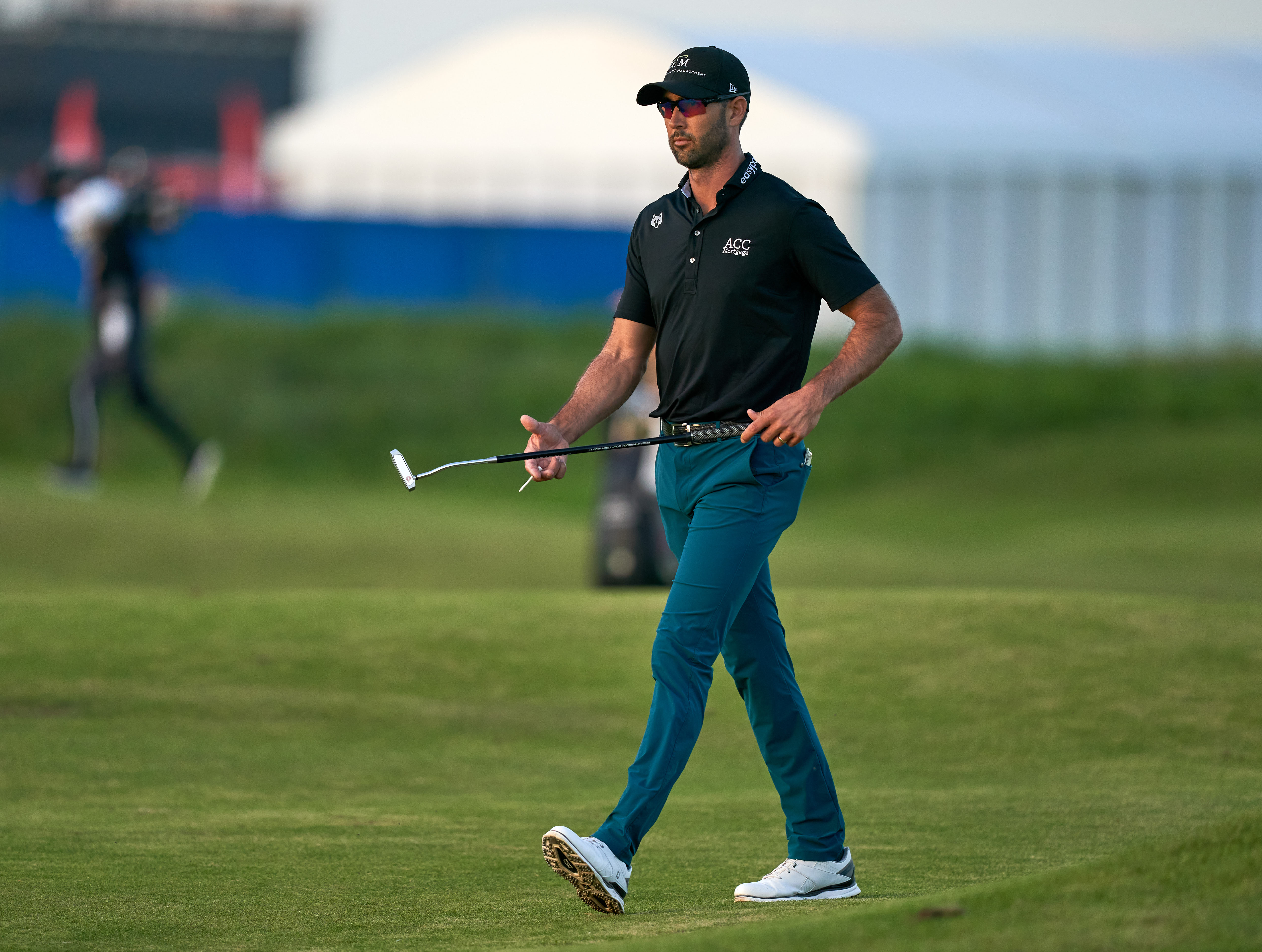 Cameron Tringale Navigates Winds to Retain Scottish Open Lead - Sports ...