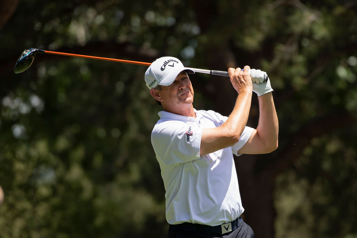 Lee Janzen Downs Miguel Angel Jimenez on 1st Playoff Hole of SAS ...