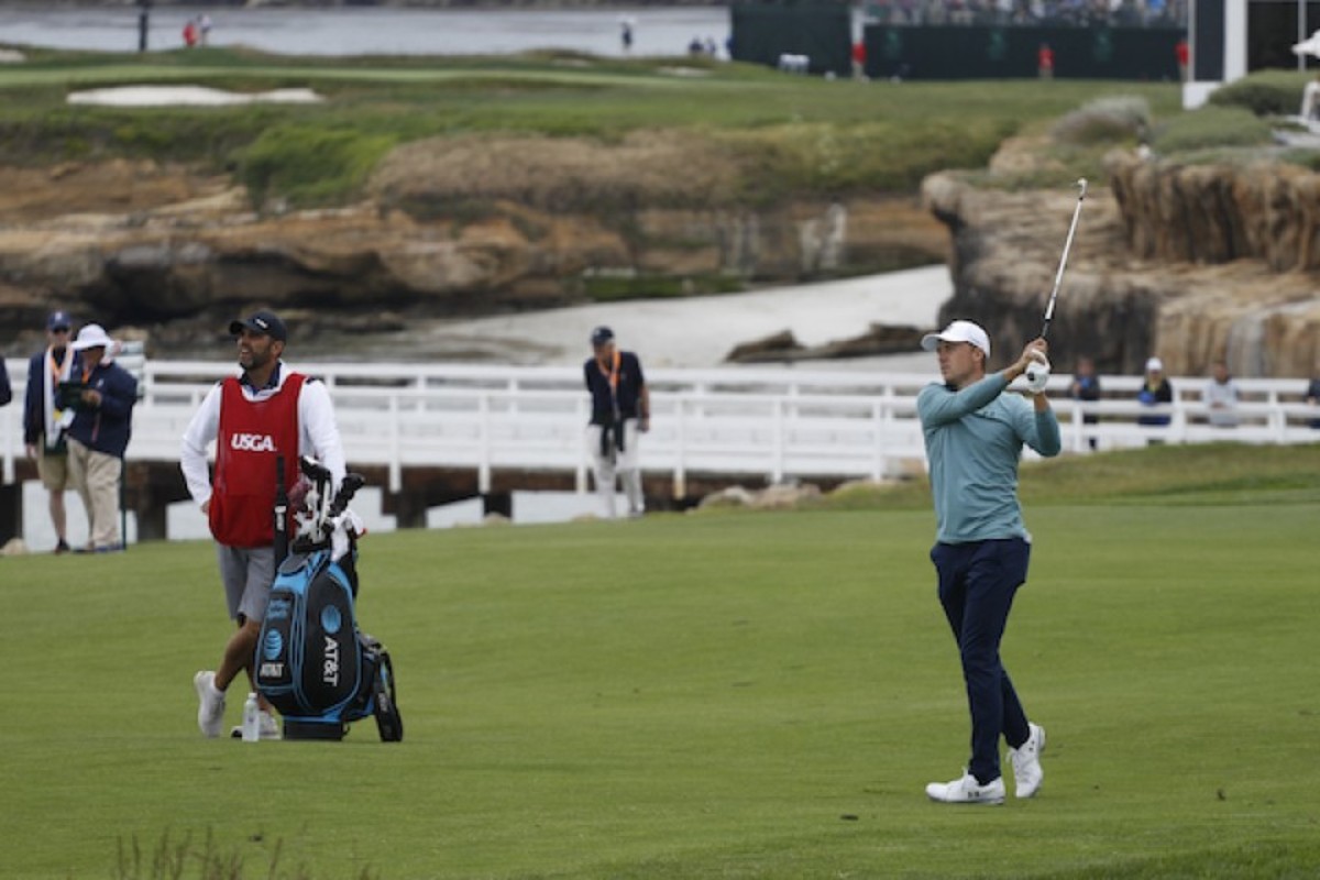 Caddies take shots despite hitting none - Sports Illustrated