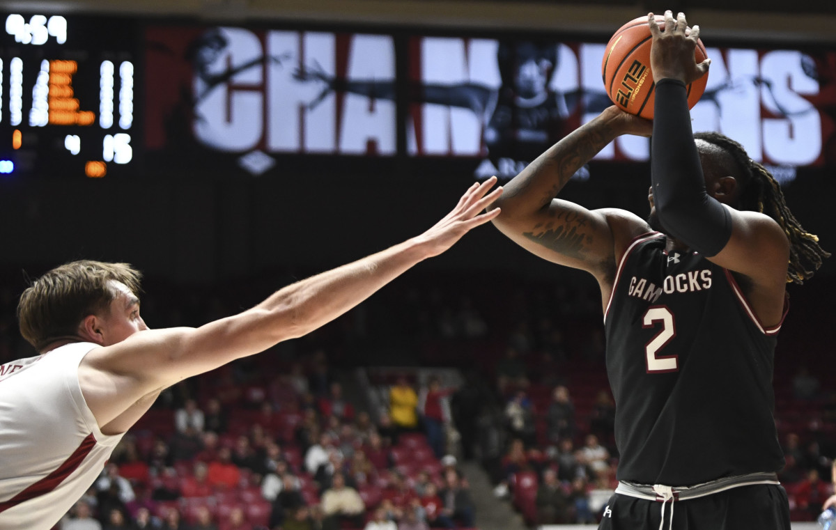 South Carolina's Men's Basketball Team Bounces Back With 77-64 Win Over ...