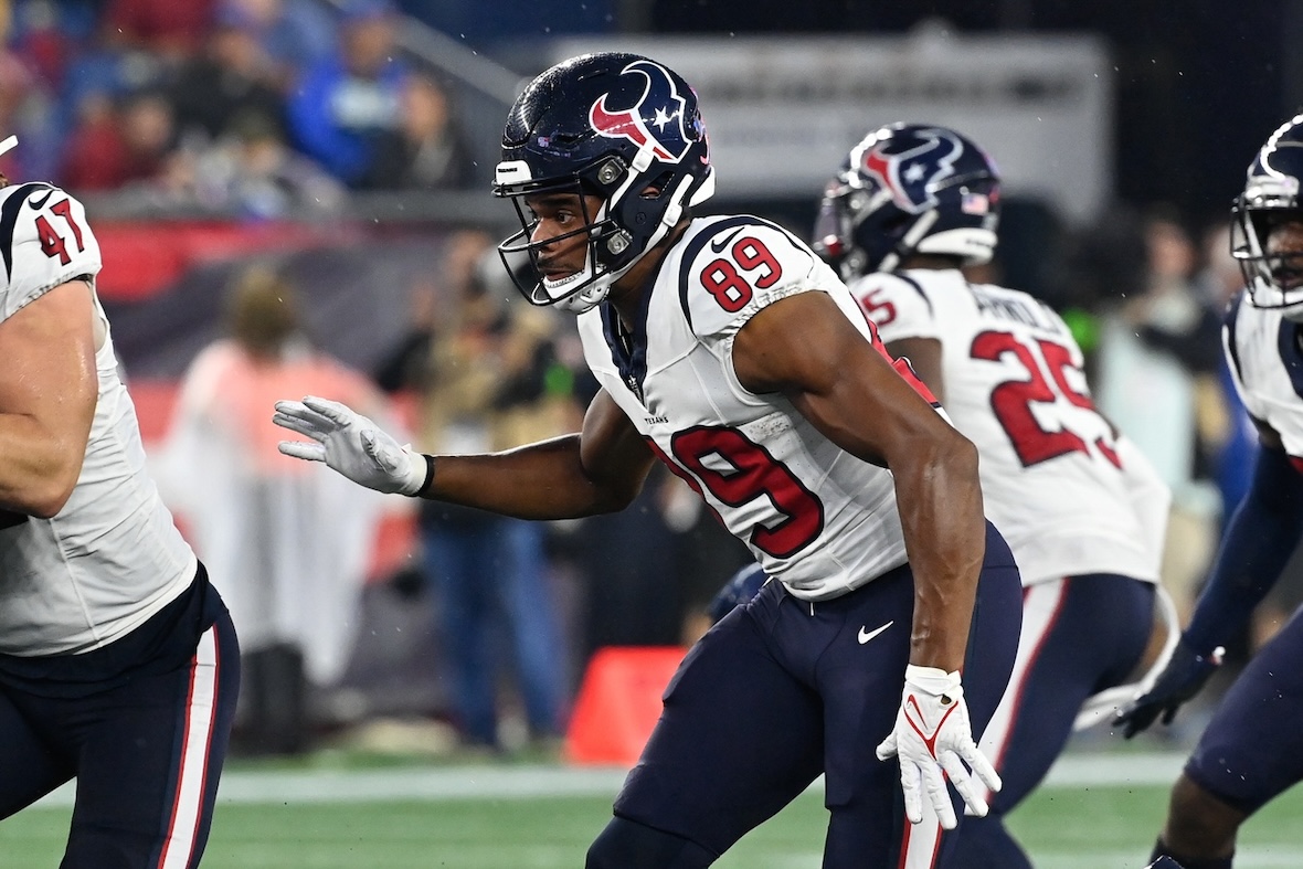 Former Pitt Panthers WR Signs Futures Deal With Texans - Sports ...