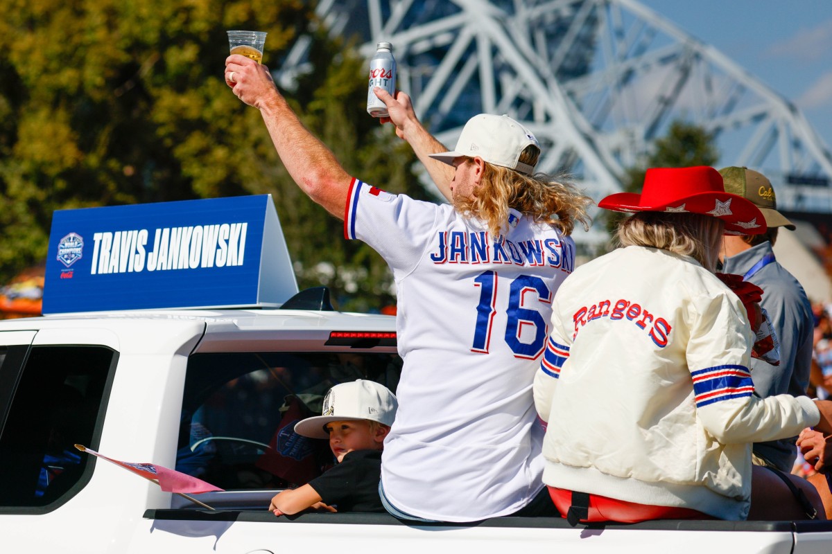 Texas Rangers Nearing Deal with Depth Outfielder - Fastball